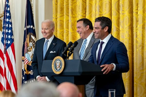 First 2024 Presidential Candidate Hangs It Up - New Conservative Post